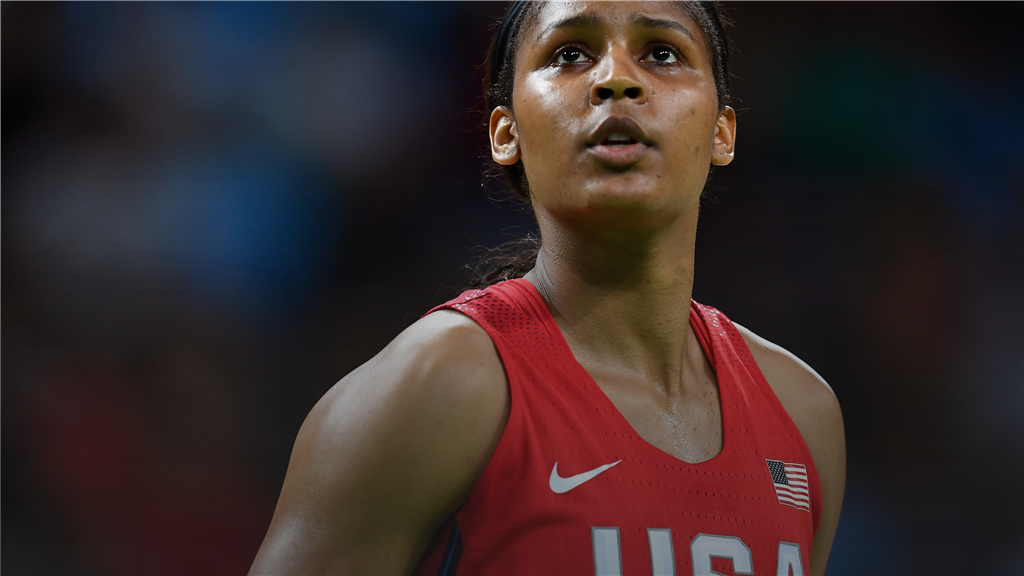 Maya Moore Schoenencontract Maya Moore Sets Career High With 48 Points