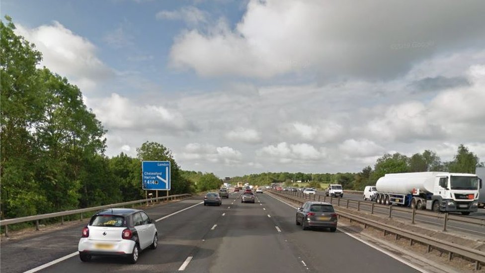 Woman dies in car crashes on M11 near Harlow - BBC News