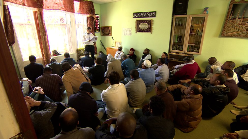 Muslims in Northern Ireland united despite divisions across the world ...