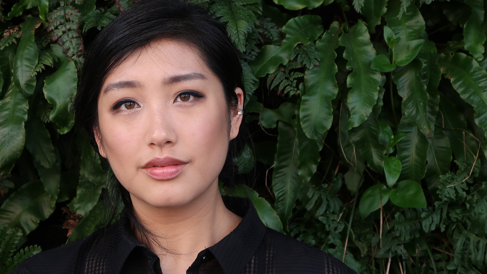 Why I chose to donate my eggs - BBC News