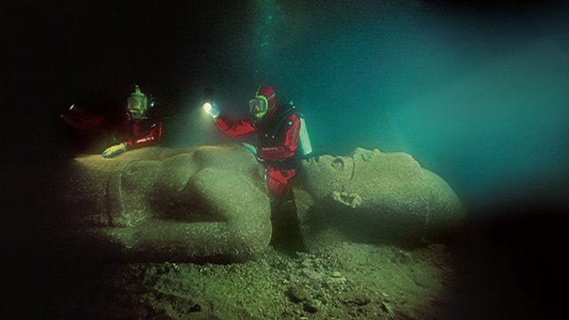 Rare look at Egypt's sunken cities - BBC News