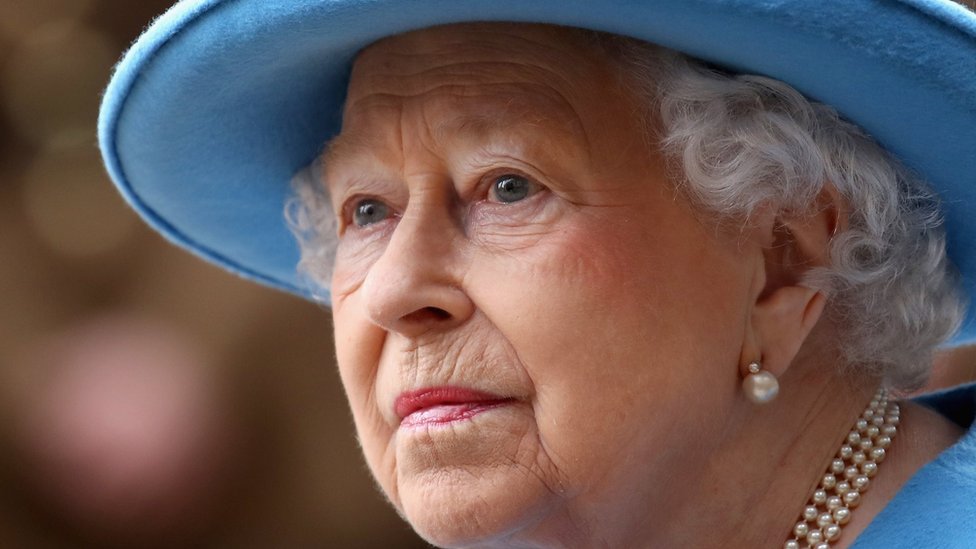 Paradise Papers: el patrimonio privado de la reina Isabel II de ...