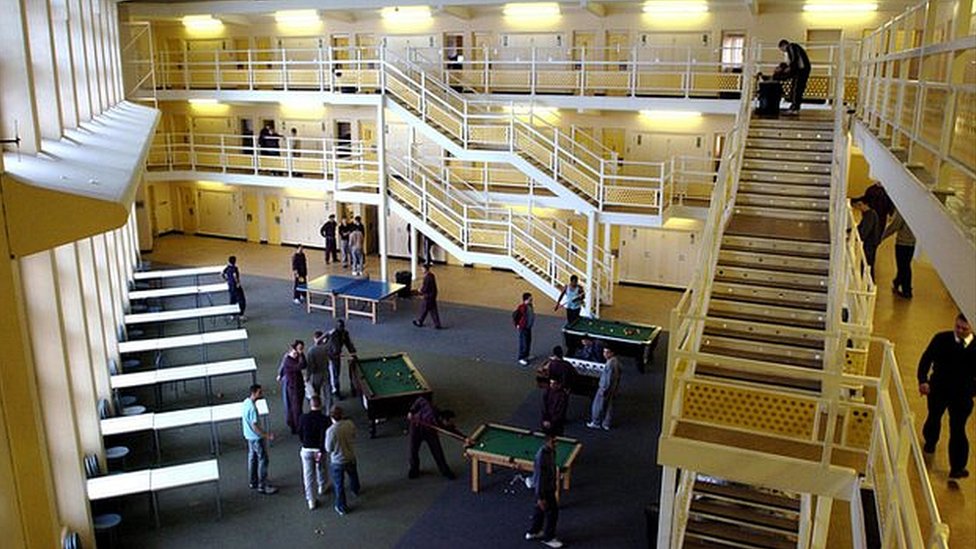 HMP Woodhill: Three die in 16 days at 'unsafe' prison - BBC News