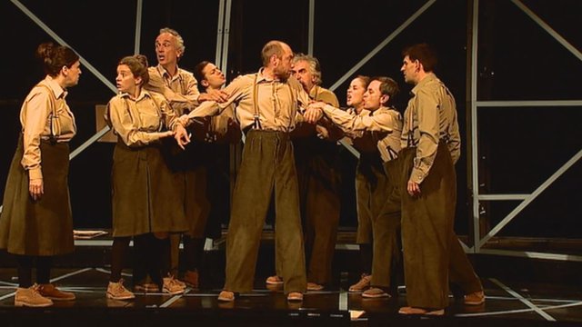 Edinburgh festival's new version of Alasdair Gray's Lanark - BBC News