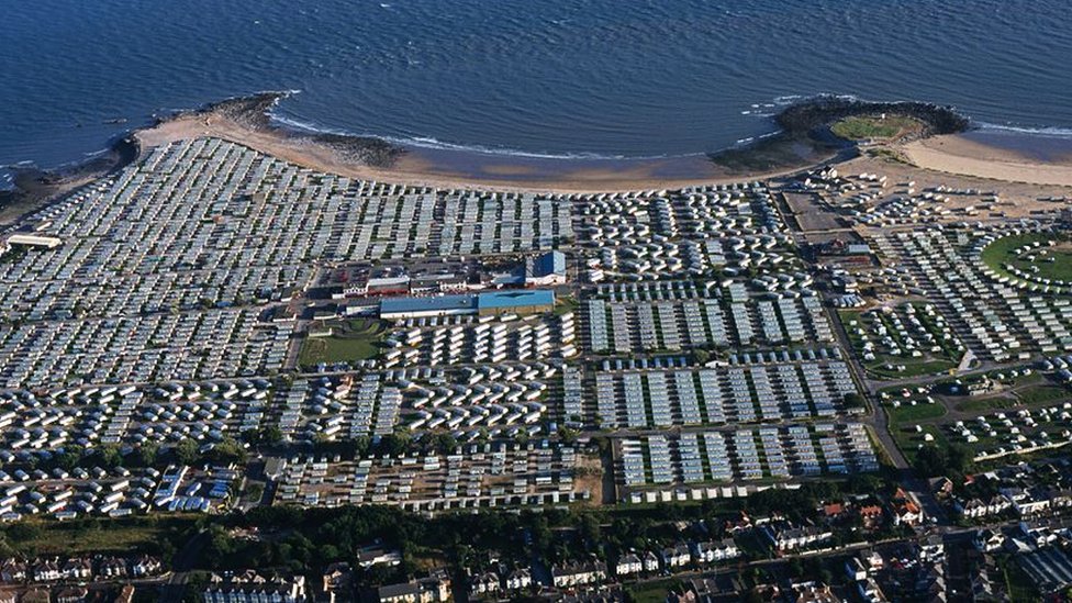 Covid: 'No case to extend Wales' lockdowns yet' - BBC News