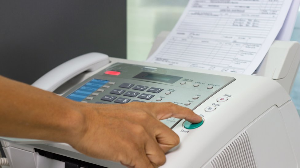 NHS told to ditch 'absurd' fax machines - BBC News