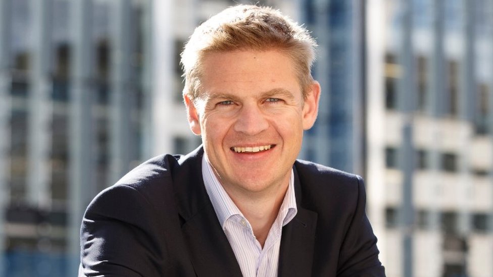 FanDuel founder Nigel Eccles leaves company - BBC News