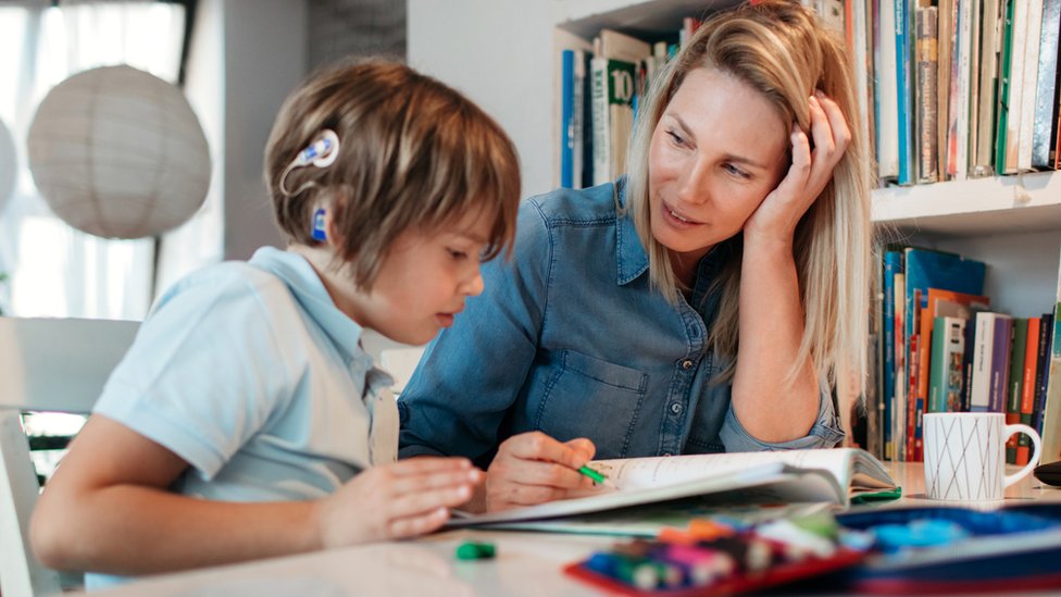 Deaf students should get better support in class, say young people ...