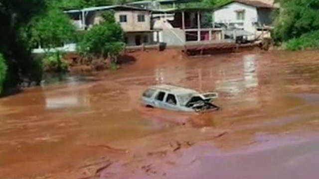 Brazil dam collapse: Six months on - BBC News