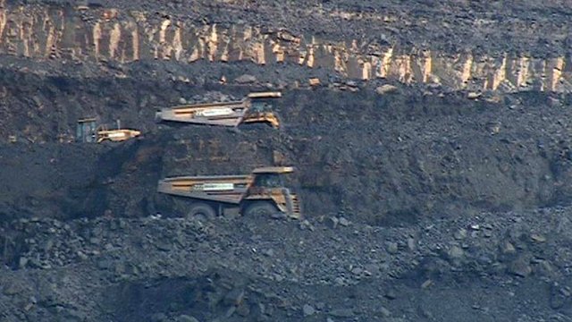 Animated map of Ffos-y-Fran opencast mine near Merthyr - BBC News