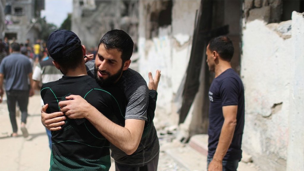 وقف إطلاق النار في غزة كيف تفاعل معه فلسطينيون وإسرائيليون؟ Cedar News