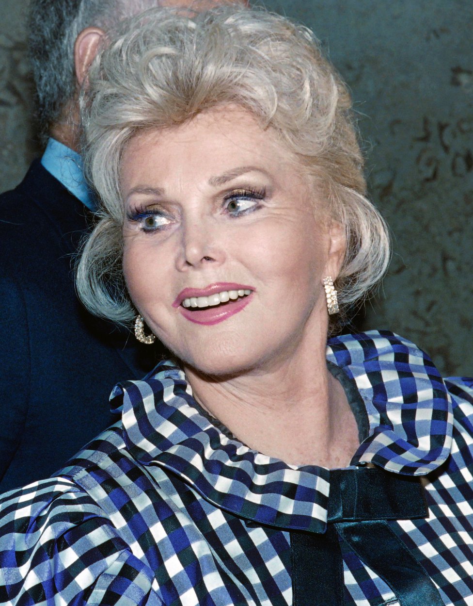 Zsa Zsa Gabor Hollywood Legend Dies At 99 Bbc News