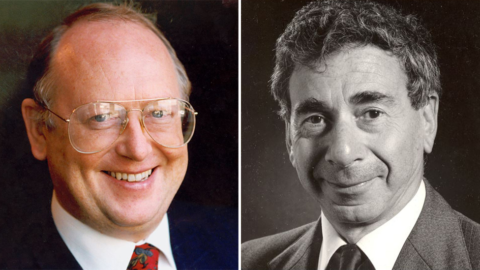 Pioneering surgeons recall first triple transplant operation - BBC News