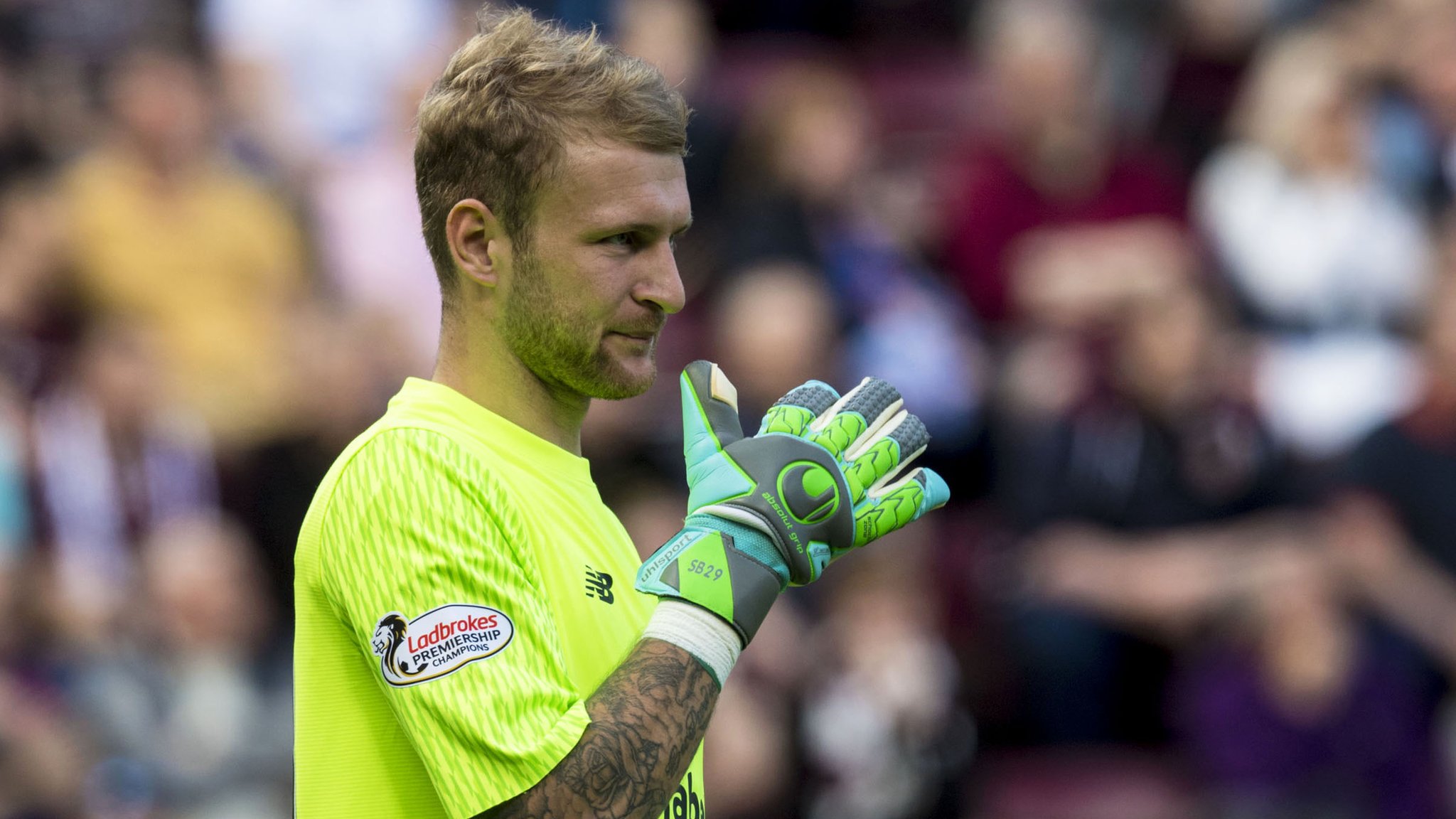 Cartán Bainne Scoile Scott Bain 'pens' Celtic Deal As Back Up