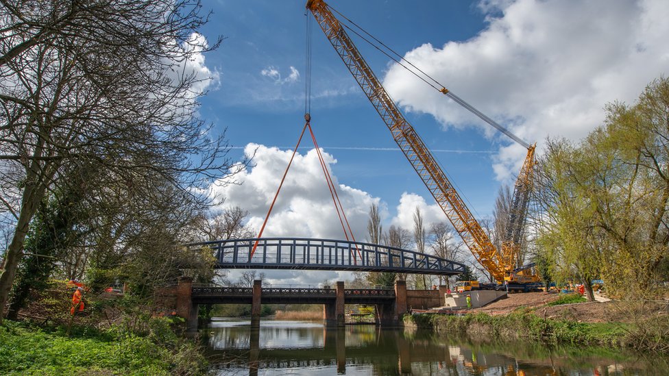 Park Footbridge Chiswick Park Footbridge Expedition Engineering