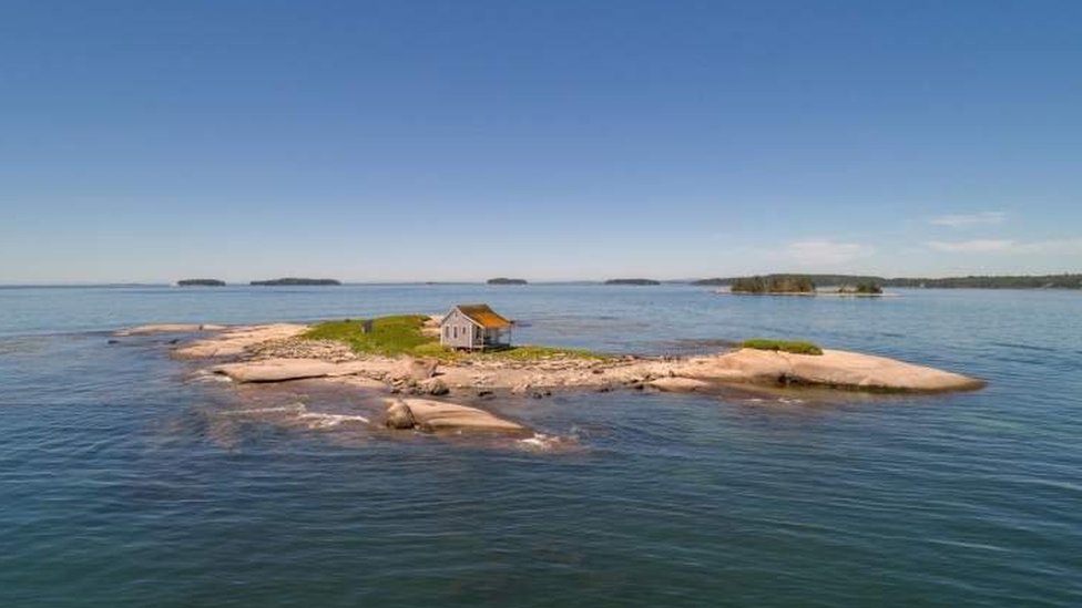 Remote house in the middle of the sea up for sale - CBBC Newsround