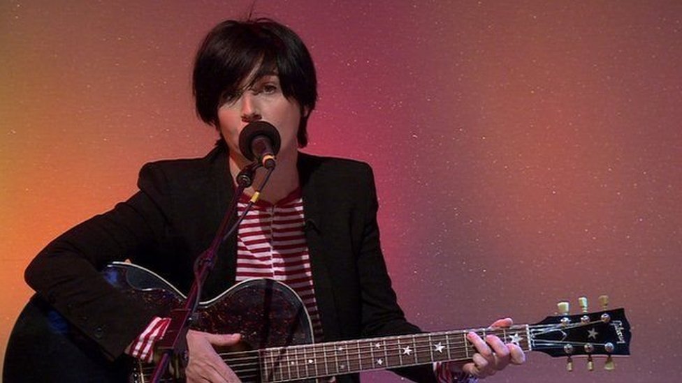 Bryn Williams a Sharleen Spiteri: Llandyrnog, Texas a'r cyfnod clo ...