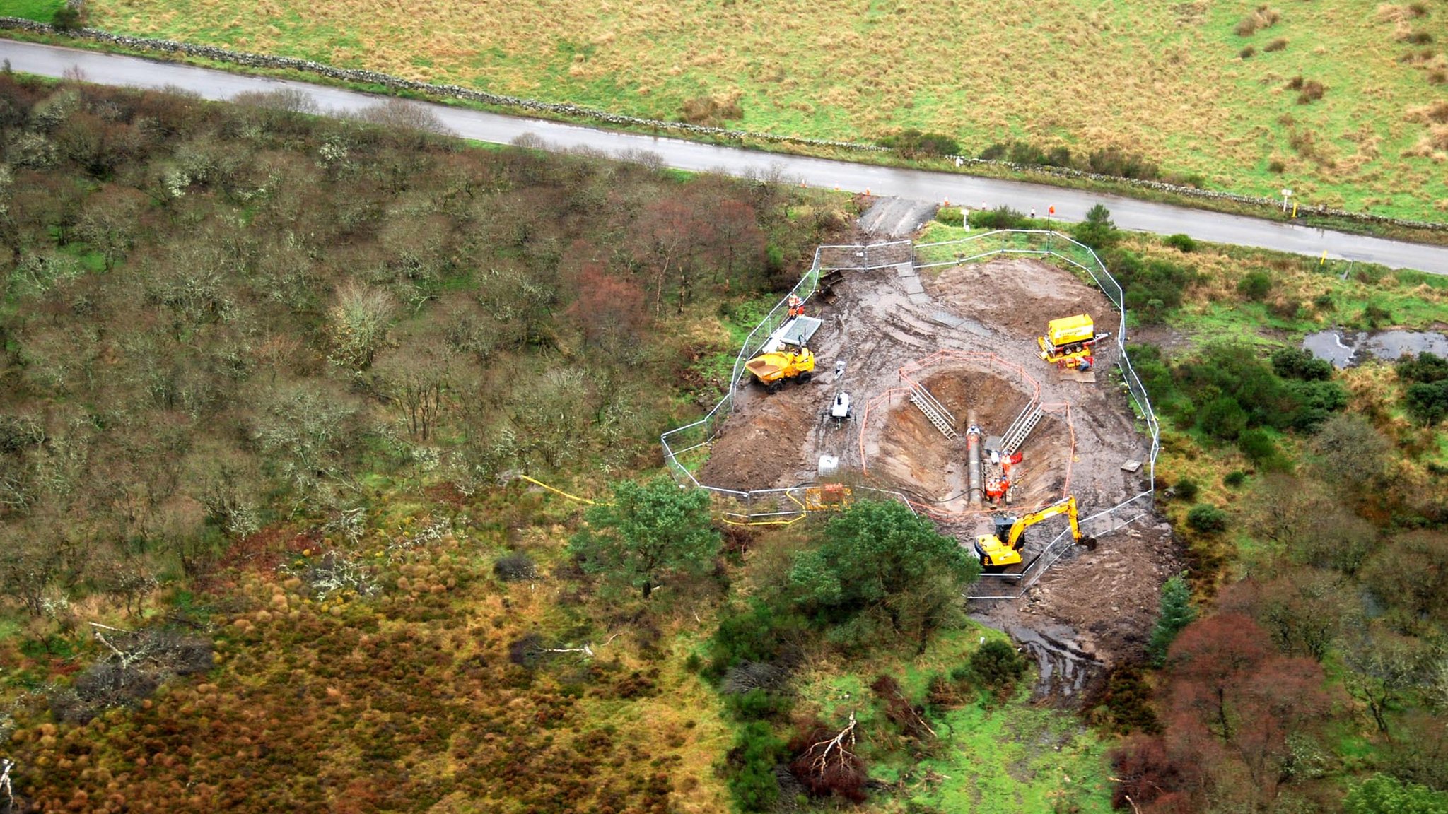 Forties pipeline crack safety cordon reduced by half - BBC News