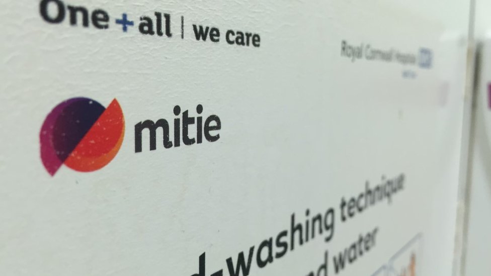 Royal Cornwall hospital Mitie contract 'needs reviewing' - BBC News