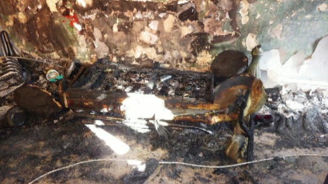 Authorities warn of exploding hoverboard imitations - BBC News