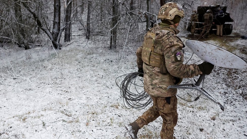 The 22,000 Terminals That Putin Can’t Destroy — Starlink’s Ukrainian ...
