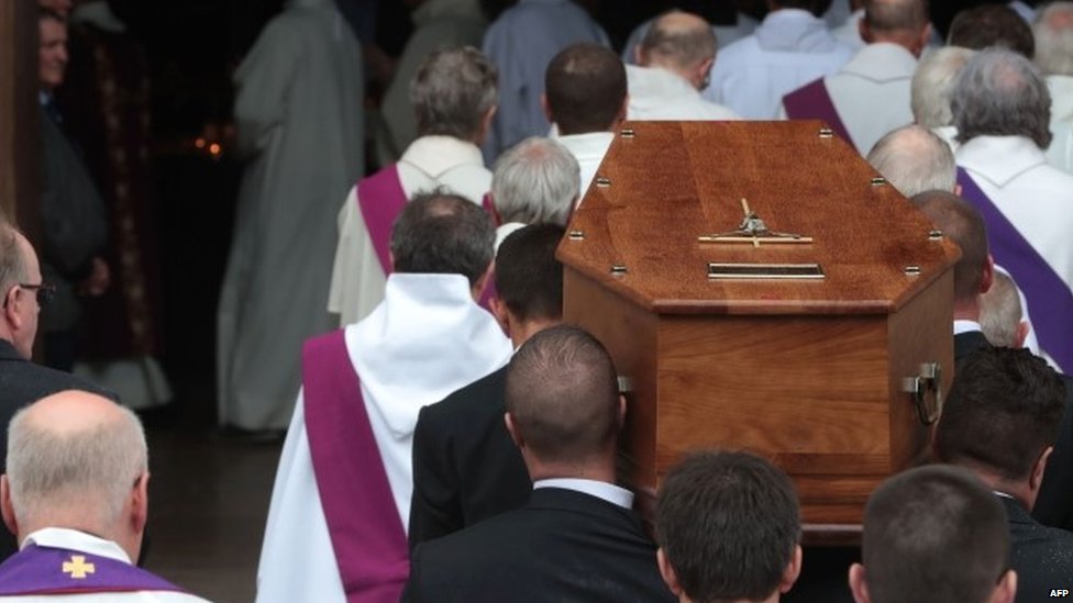 French priest funeral: Thousands attend ceremony - BBC News