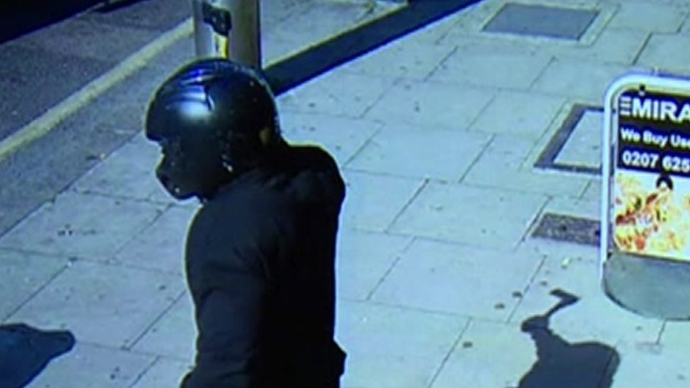 Kilburn Jeweller Shaken After Gangs Axe Raid Bbc News