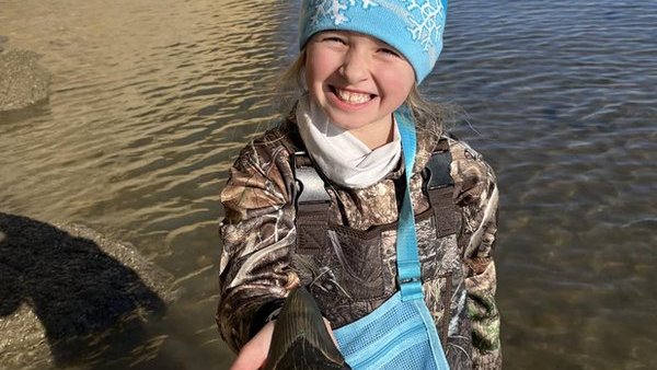 Megalodon: Ancient shark tooth found on beach in Maryland, USA, by 9 ...