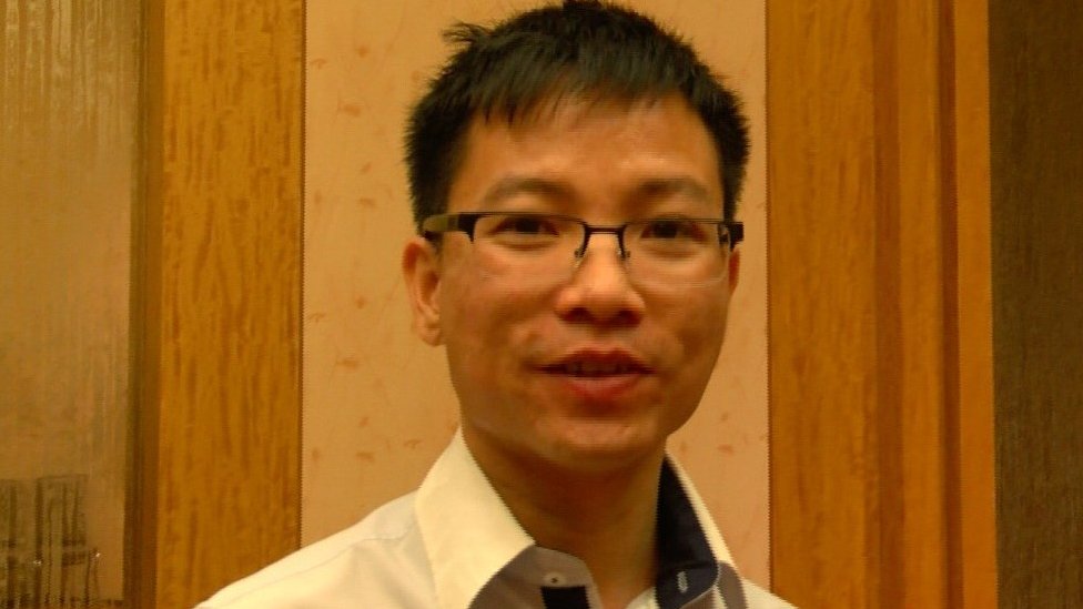 Google Brain's Quoc Le explains 'deep learning' in a minute - BBC News