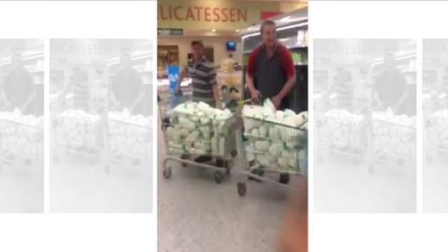 Farmers stage cow protest in Asda over milk prices - BBC News