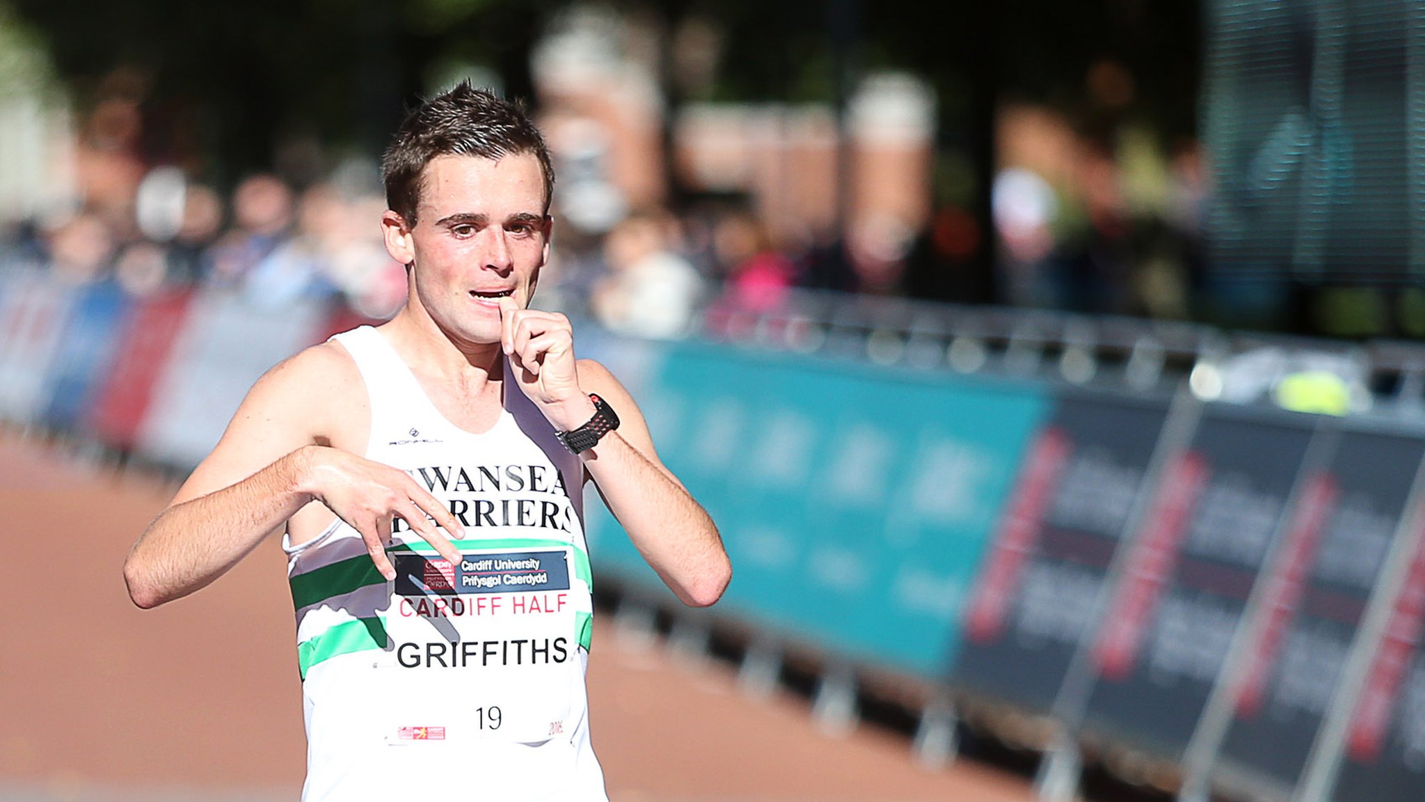 Welsh club runner Griffiths to coach himself for Worlds | 15 Minute...