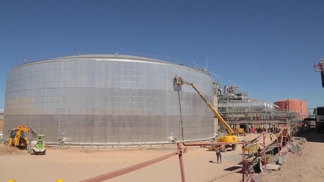 The Moroccan city of Ouarzazate is powered by salt - BBC News