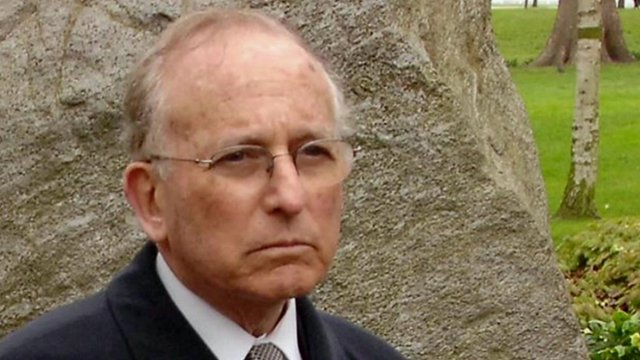 Lord Janner told to attend court over child abuse charges - BBC News