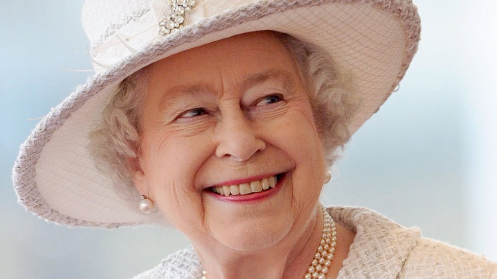 Queen Elizabeth II's life in pictures - CBBC Newsround
