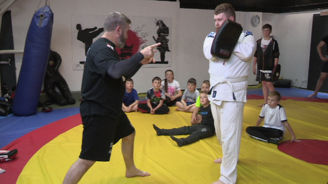 Get Inspired: MMA knocks out anti-social behaviour - BBC Sport
