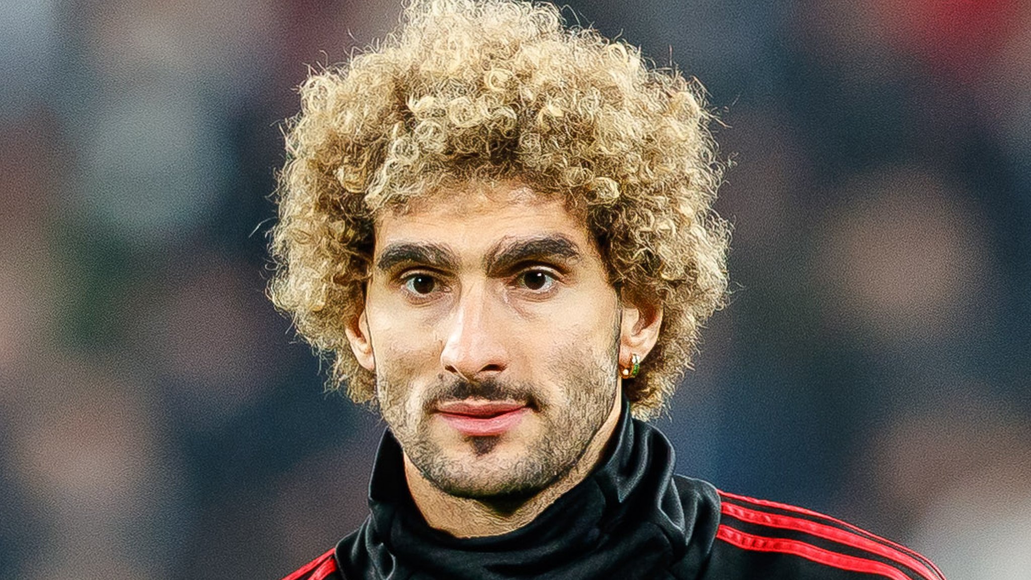 Marouane Fellaini: Man Utd star has had a haircut - CBBC Newsround
