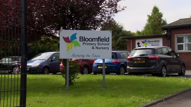 Bomb threats made to seven schools in Northern Ireland - BBC News