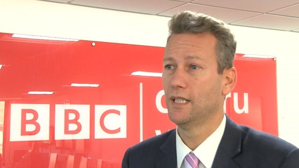 New leader only person who unify UKIP, says Nathan Gill - BBC News