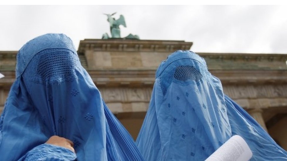 German parliament moves to partially ban the burka - BBC News