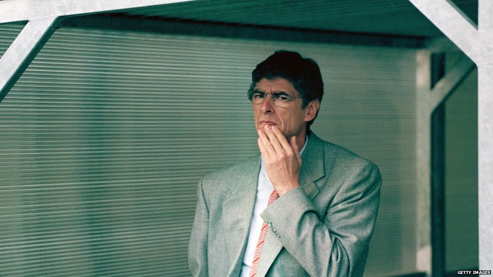 Arsenal winger Alex Iwobi wants to take on his manager at FIFA - BBC News