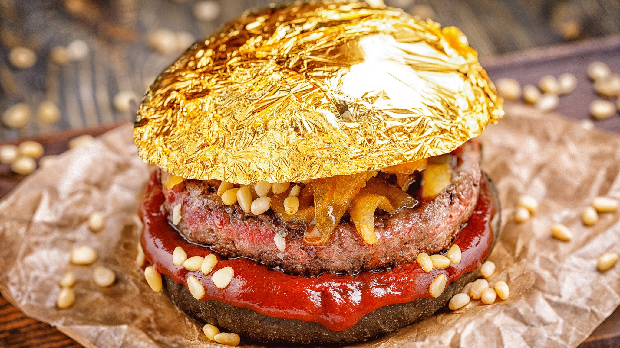 Burger Day 2021: World's weirdest burgers - CBBC Newsround