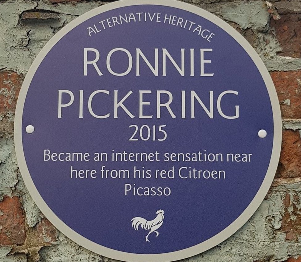 Ronnie Pickering among Hull's 'alternative heritage' honours - BBC News