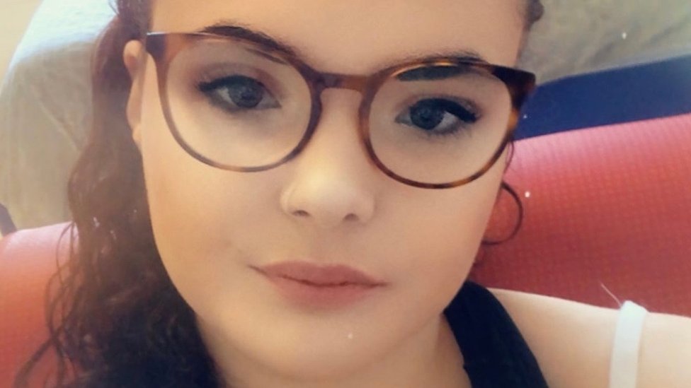 Jessica Powell's Instagram, Twitter & Facebook on IDCrawl