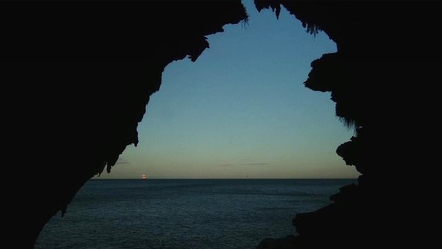 Gibraltar caves reveal Neanderthals' secrets - BBC News