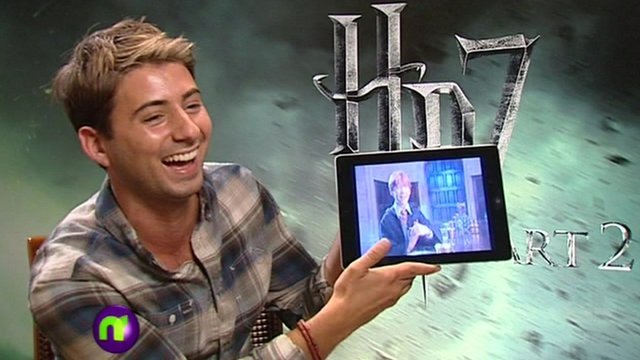 Ricky surprises Rupert Grint with a Newsround clip - BBC Newsround