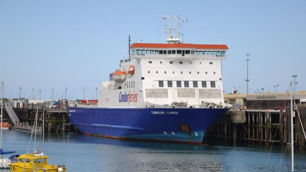 Condor Ferries warns of Channel Islands service disruption - BBC News