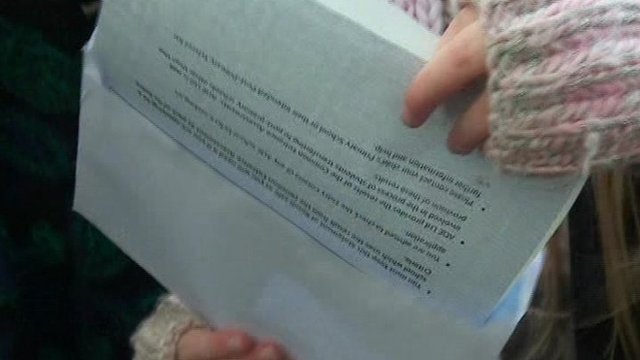 P7 pupils receive transfer test results - BBC News