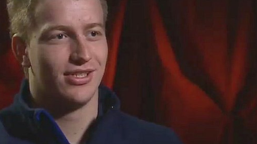 Tîm y Cymry Cymraeg - BBC Cymru Fyw