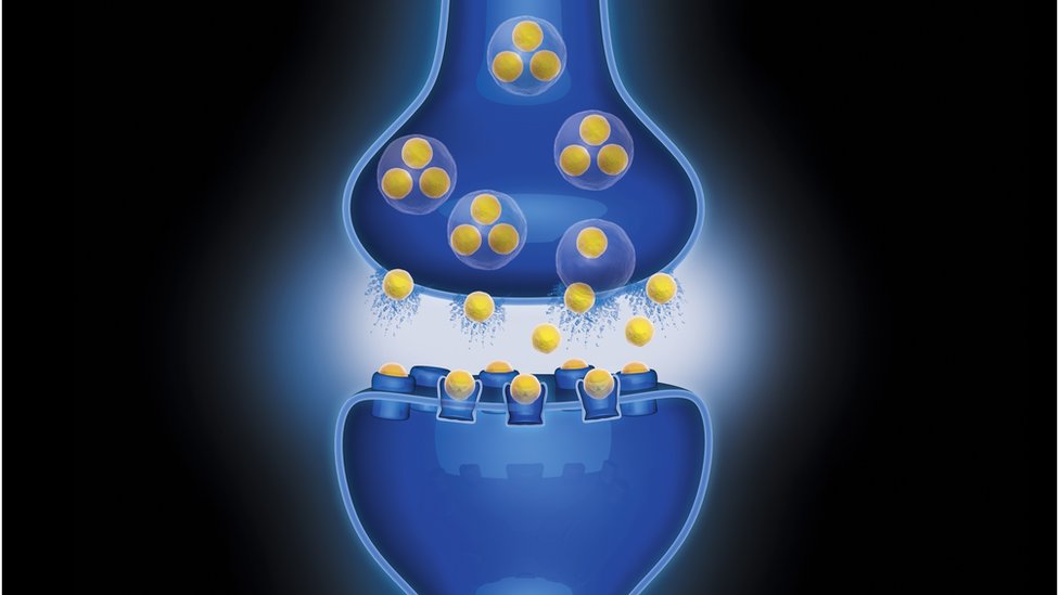 Watching films releases 'natural painkiller' - BBC News