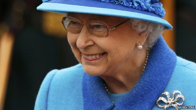 Why is the Queen laughing? - BBC News